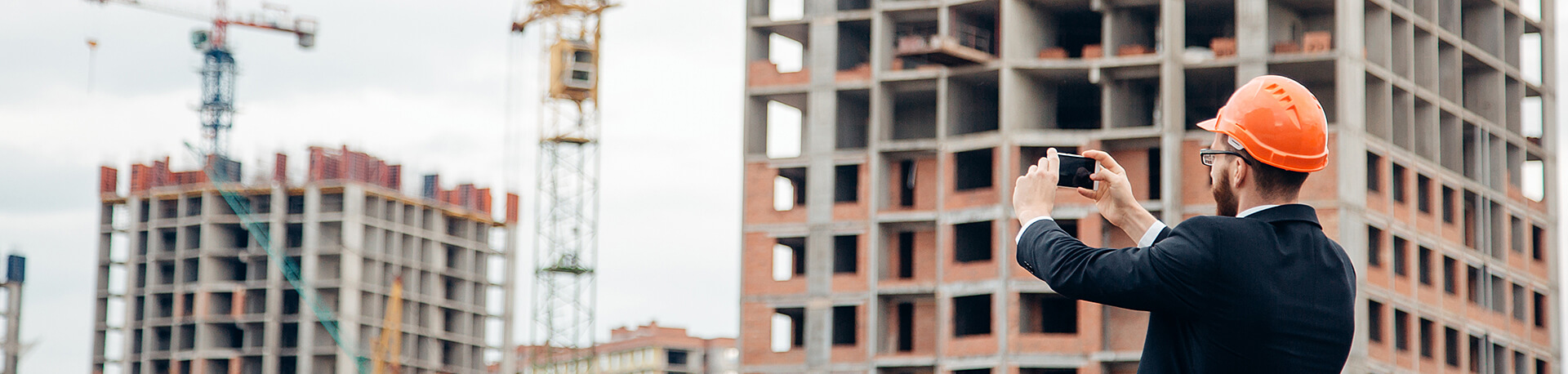 AUDIO-VISUAL MATERIAL - AVAX GROUP