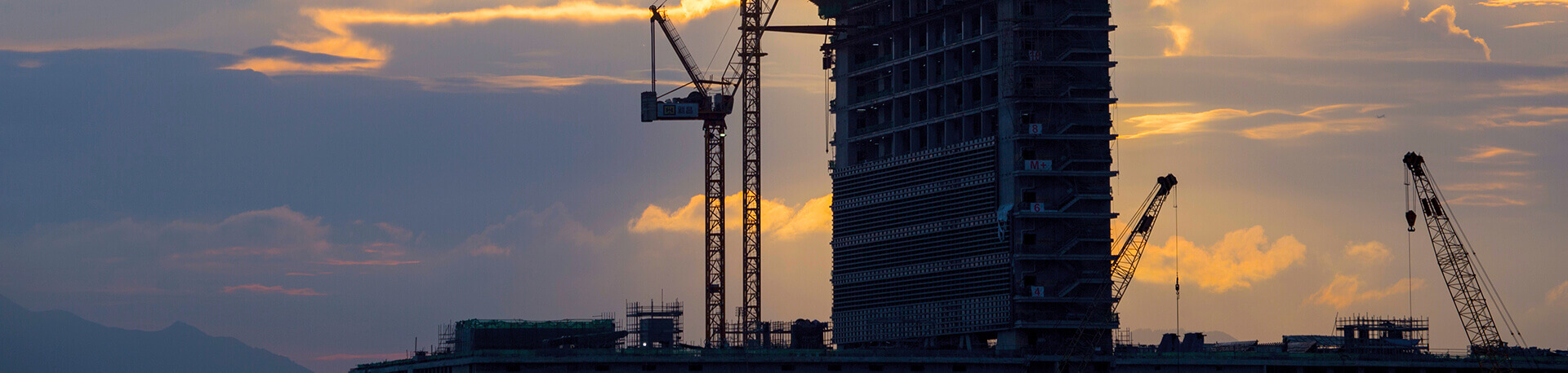 REAL ESTATE - AVAX GROUP